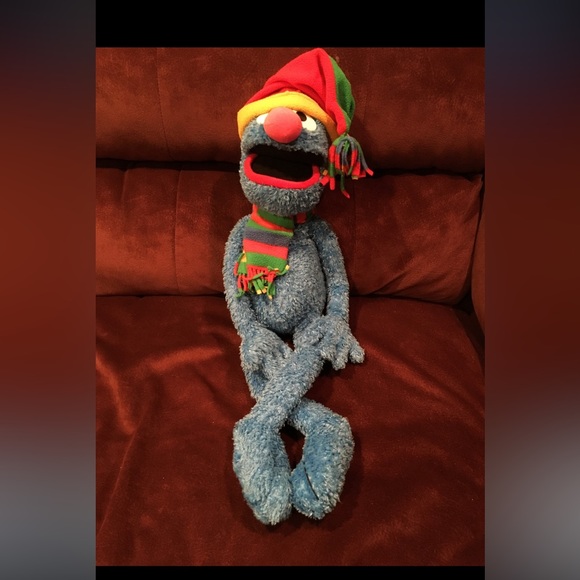 Sesame Street | Toys | 204 Macys Its Grover Time Christmas Plush Grover ...